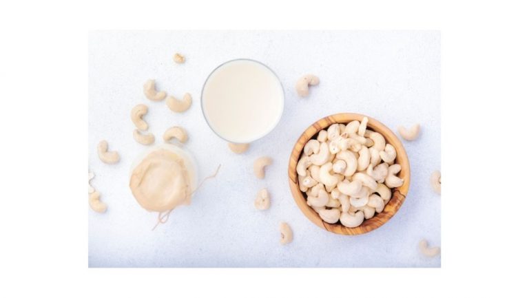 Keto Milk: 9 Low Carb Milk Options for Keto | Shortcut Keto